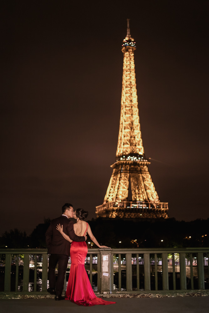 Night Photos in Paris - Useful Tips from The Paris Photographer